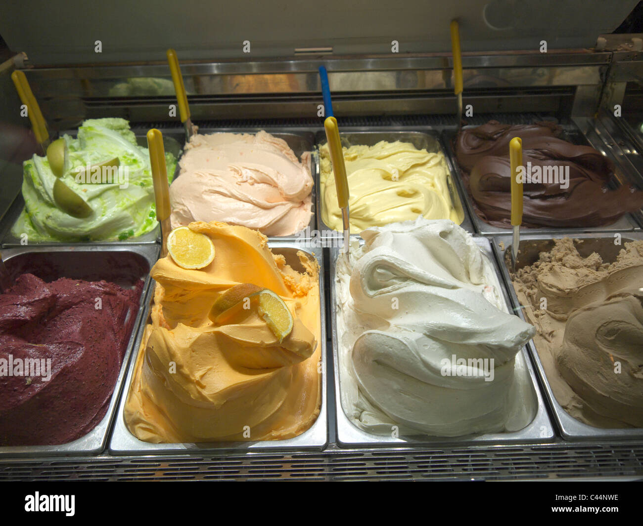 Italy gelato traditional colours hi-res stock photography and images ...