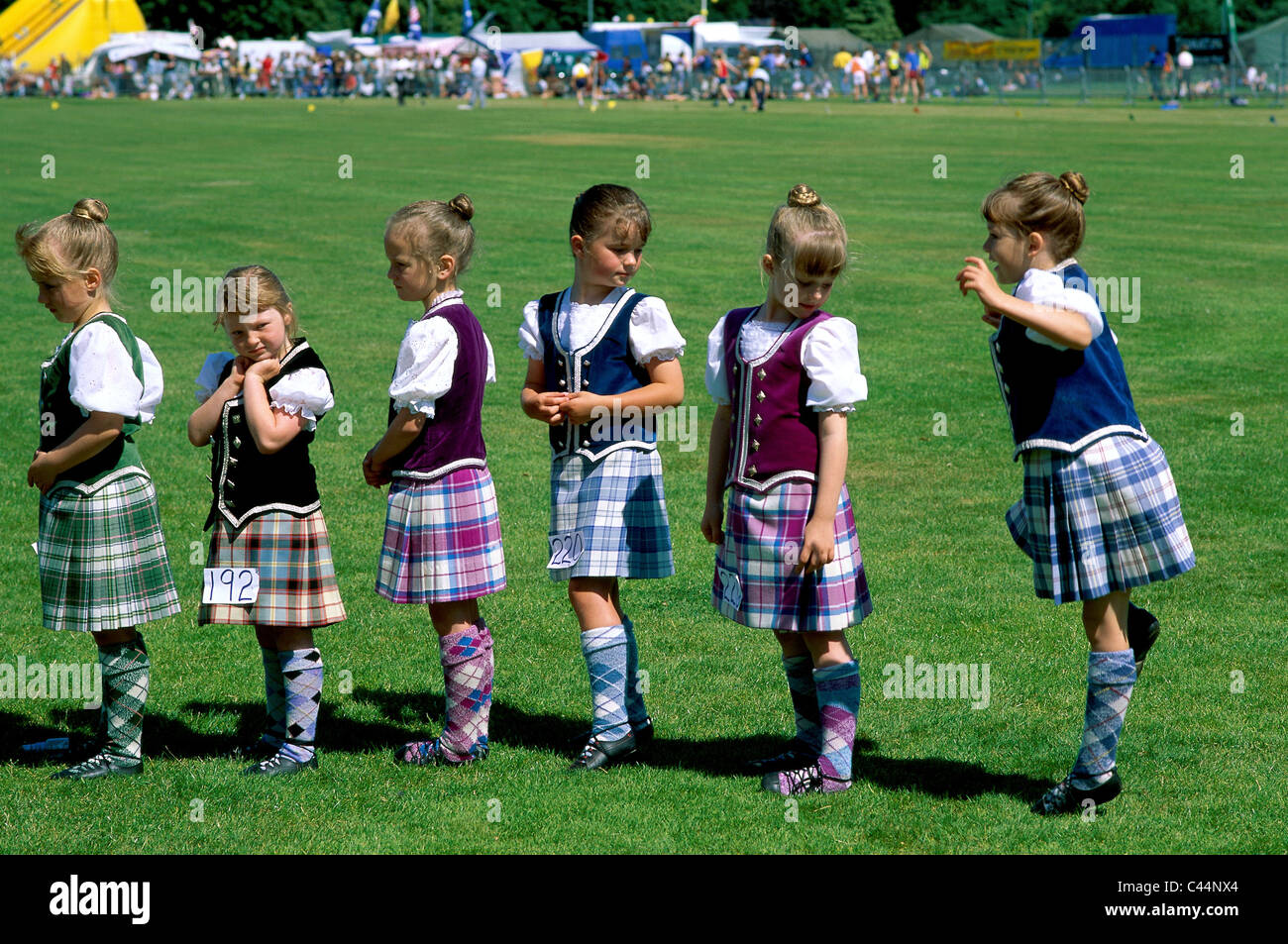 Scottish dancing costume hi-res stock photography and images - Alamy