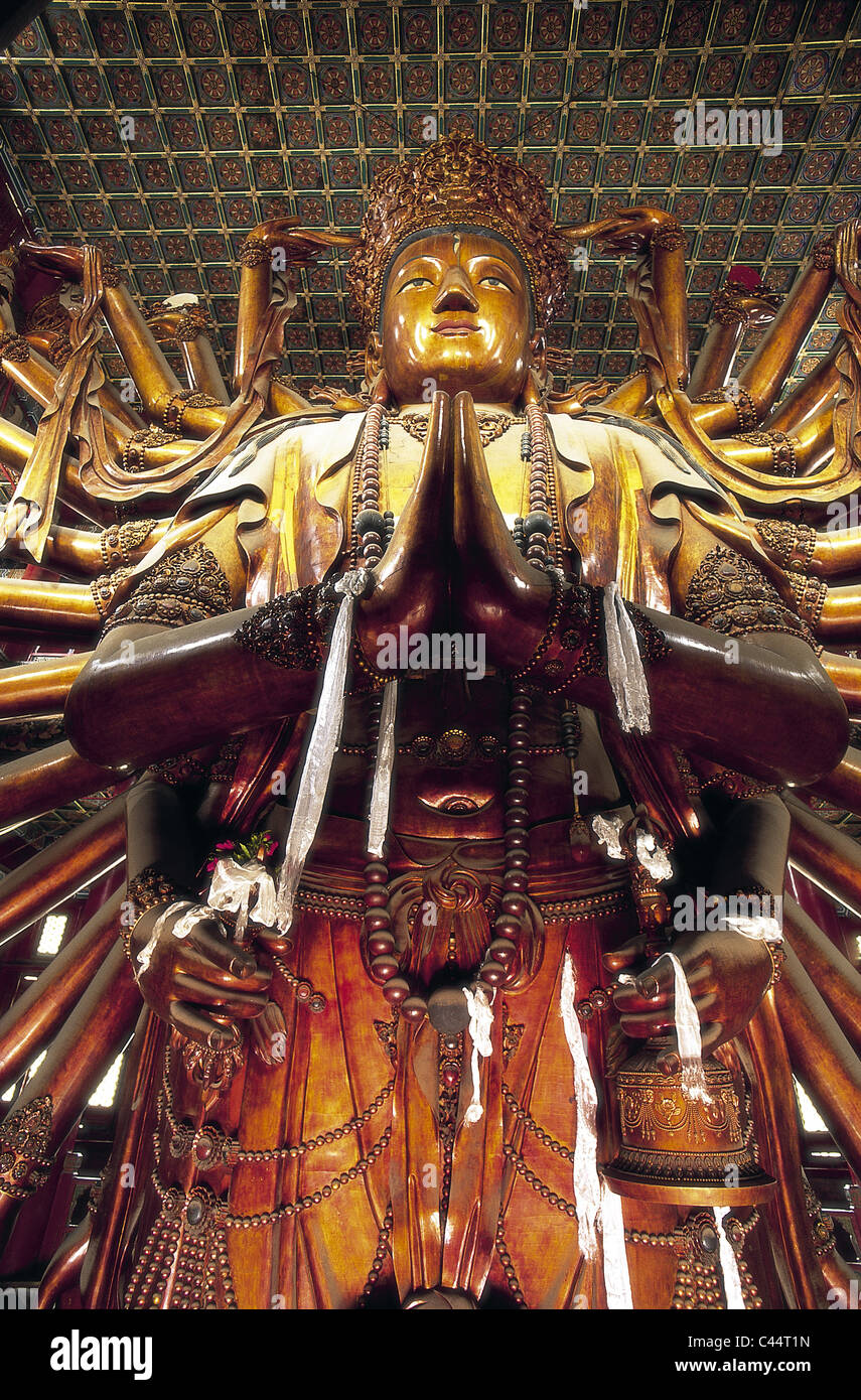 Puning si temple hi-res stock photography and images - Alamy