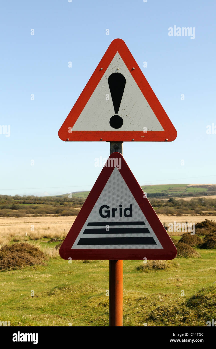 Cattle grid sign hi-res stock photography and images - Alamy