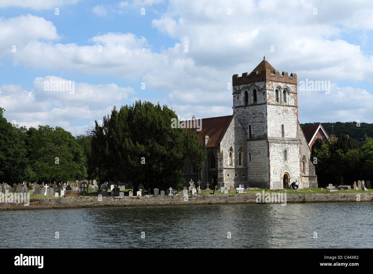 All saints church bisham hi-res stock photography and images - Alamy