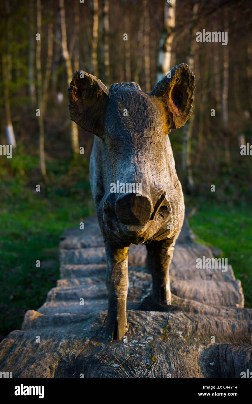 Boar carving hi-res stock photography and images - Alamy