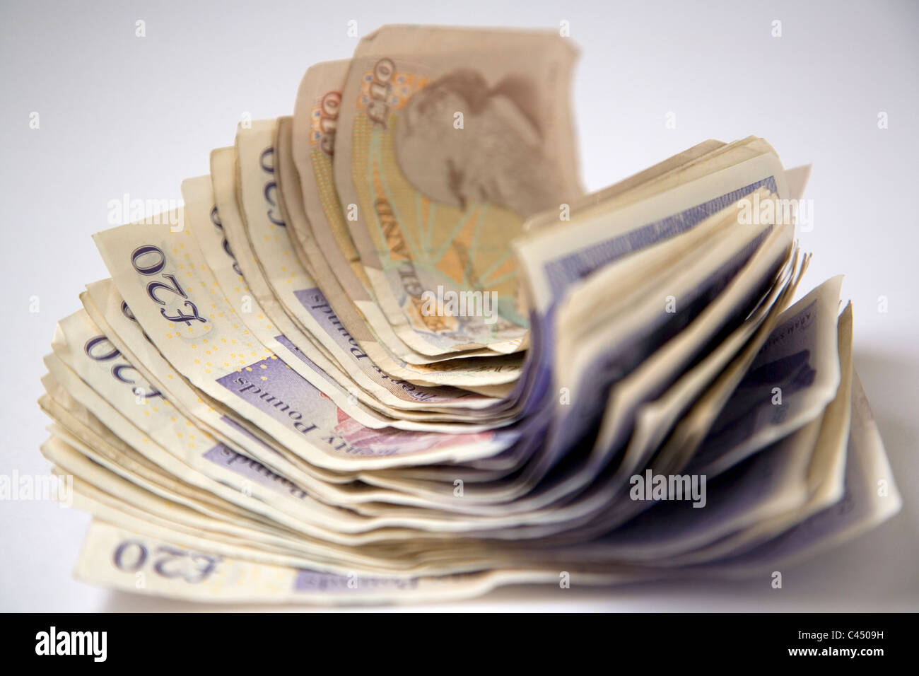 Ten pound notes stack hi-res stock photography and images - Alamy