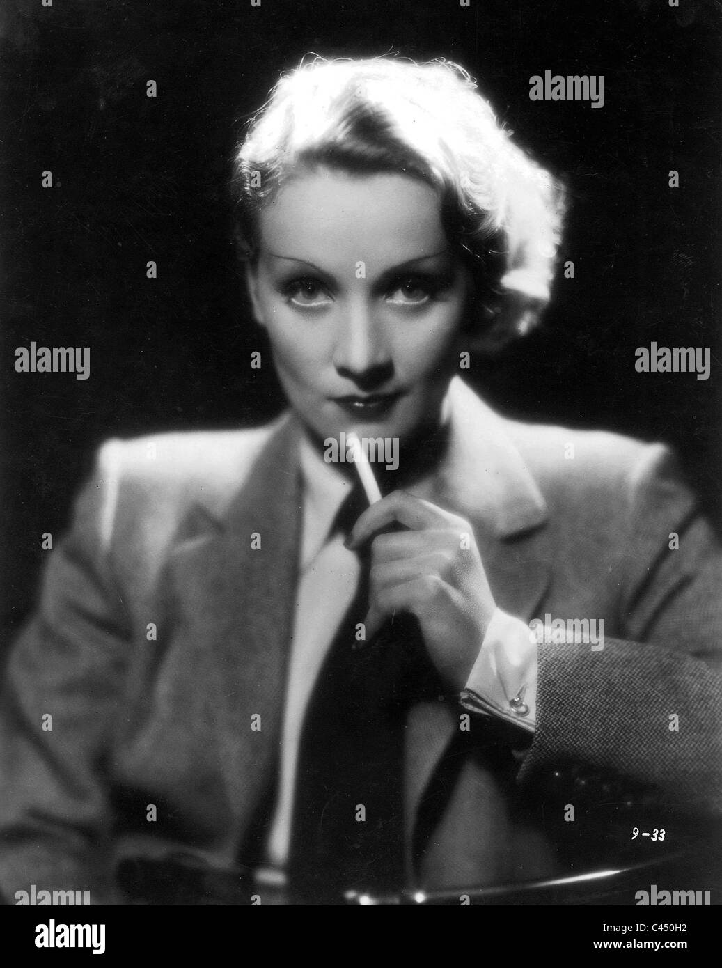 German cinema 1930s hi-res stock photography and images - Alamy