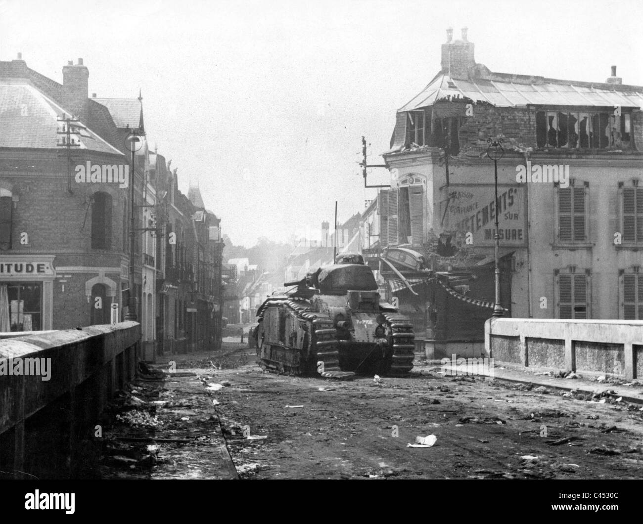 French tank hi-res stock photography and images - Alamy