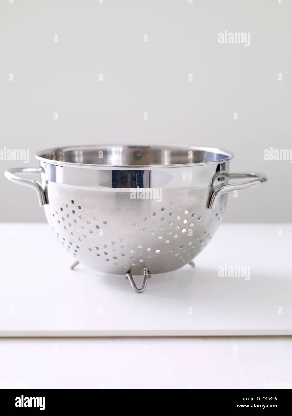Colander background hi-res stock photography and images - Alamy