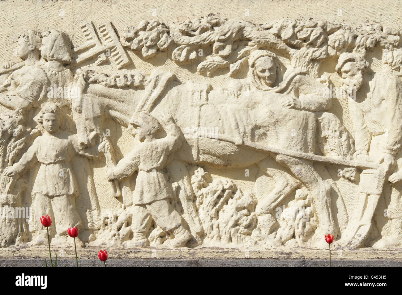 Gold bas relief hi-res stock photography and images - Alamy