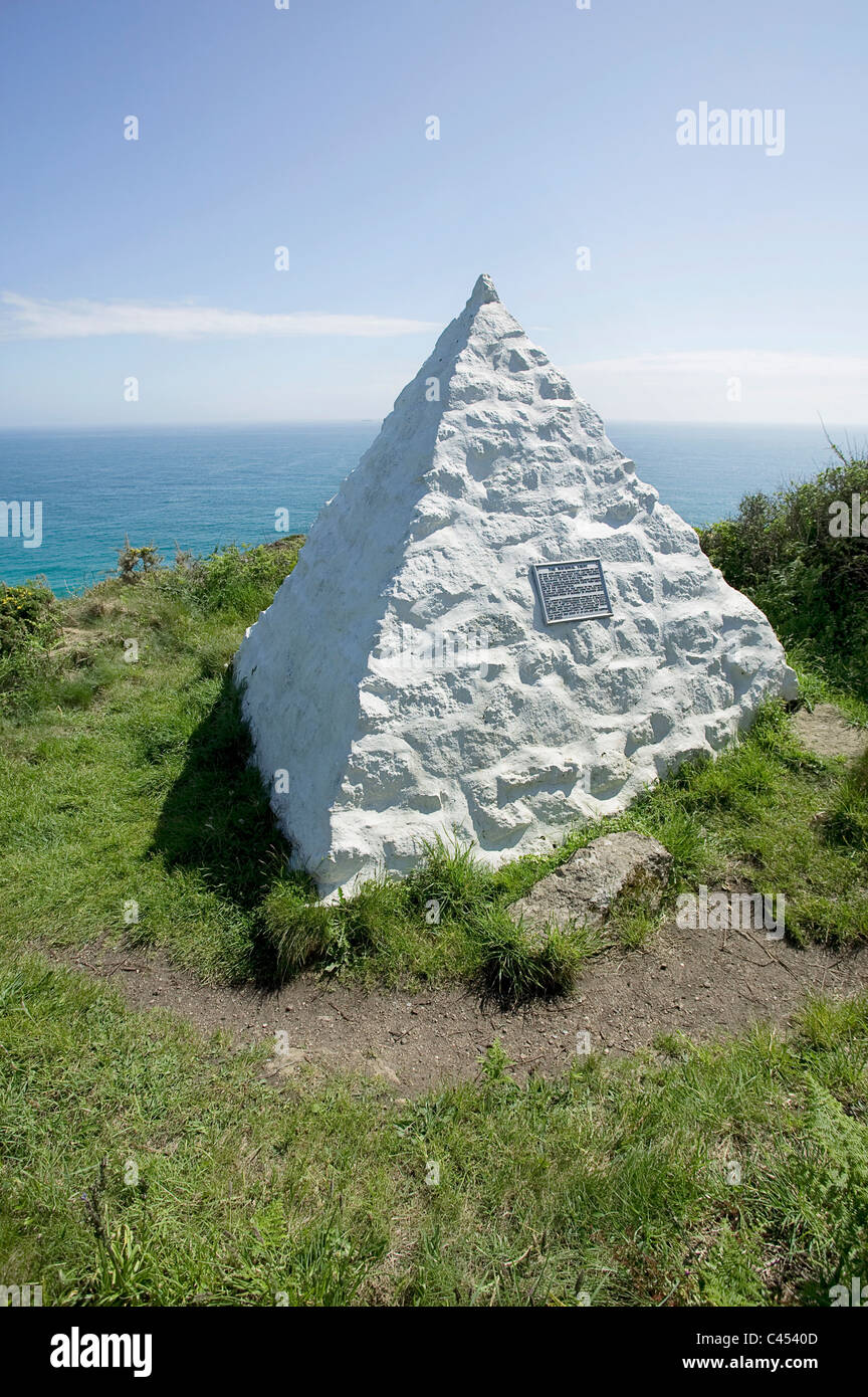 Great Britain, England, Cornwall, Land's End, The White Pyramid, Small ...