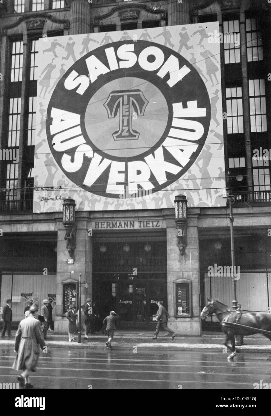 Tietz department store berlin hi-res stock photography and images - Alamy