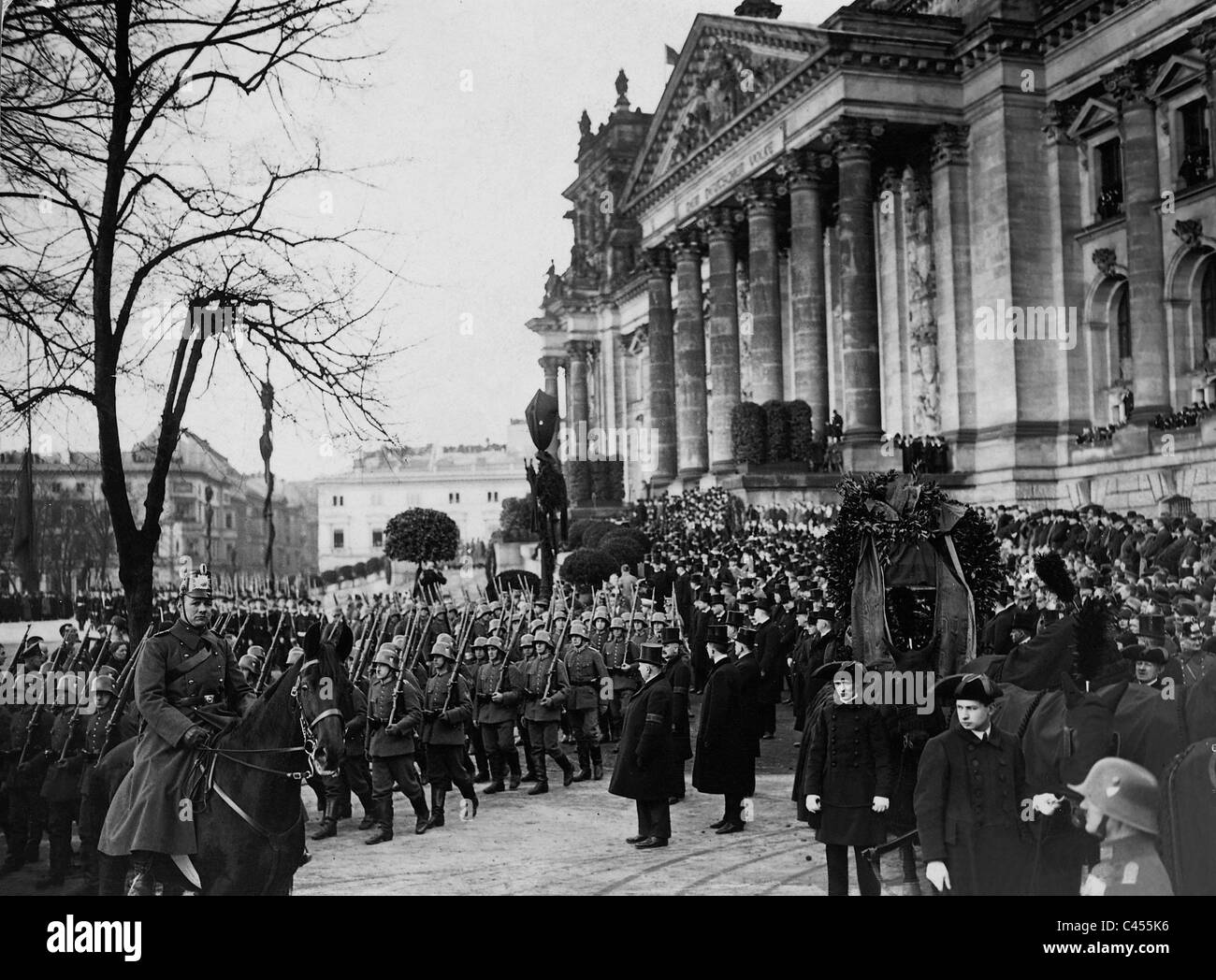 Reichstag Berlin 1932 High Resolution Stock Photography and Images - Alamy