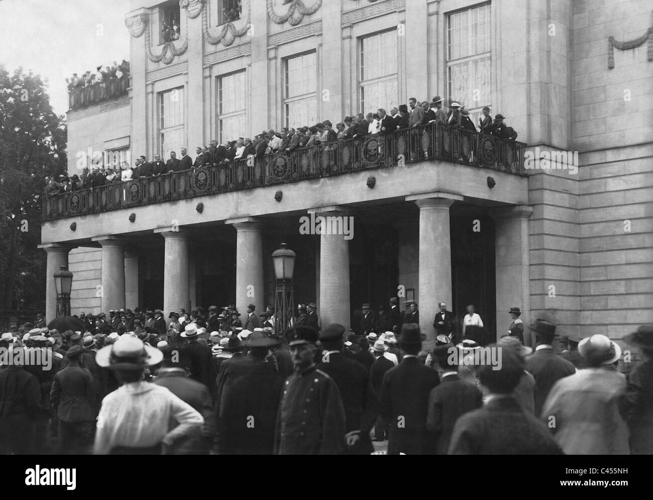 Address of the Reich President Friedrich Ebert in Weimar, 1919 Stock ...