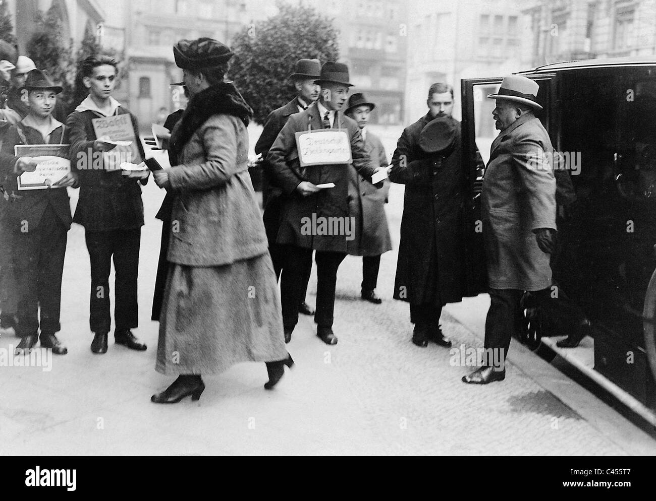 Ebert friedrich 1919 hi-res stock photography and images - Alamy