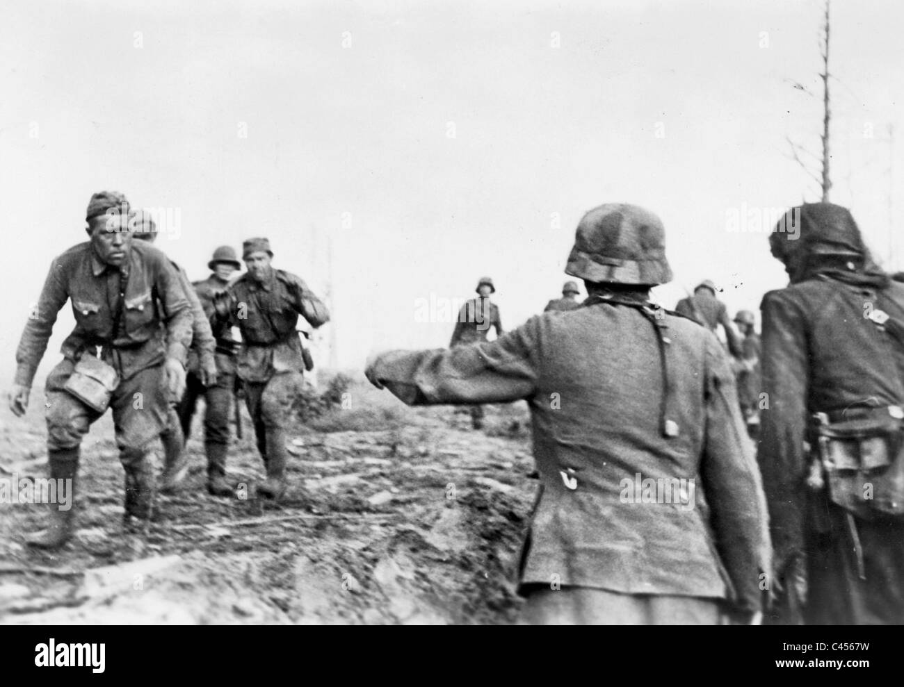 Soviet soldiers give up themselves, 1943 Stock Photo - Alamy