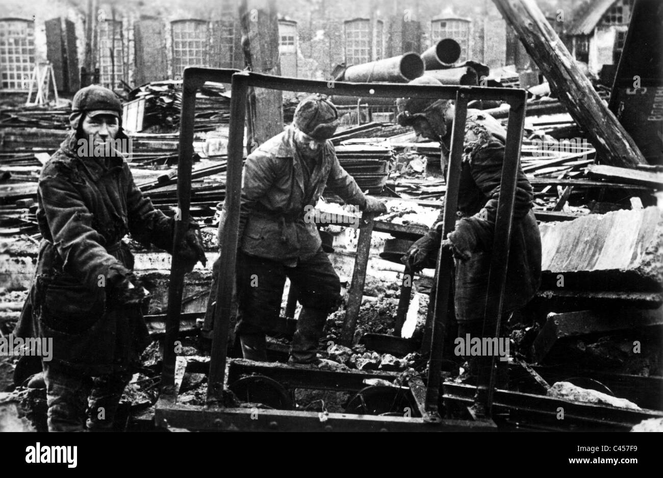 Russian workers hi-res stock photography and images - Alamy