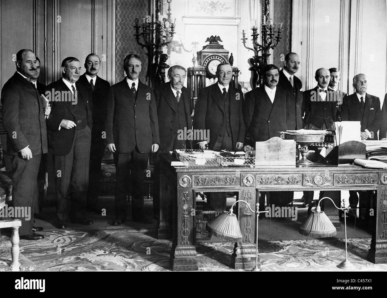 Walter tyrell hi-res stock photography and images - Alamy