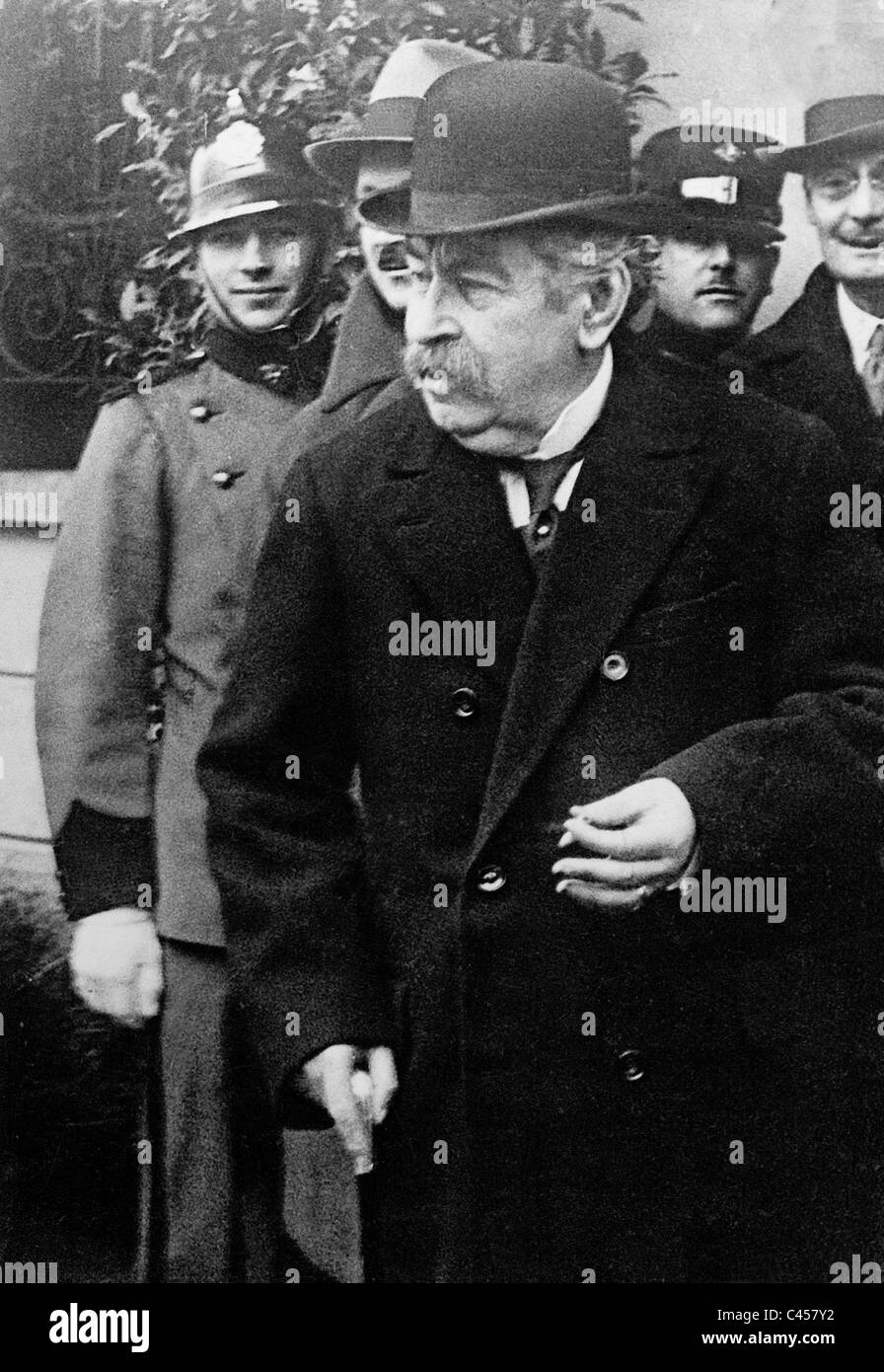 Briand nobel hi-res stock photography and images - Alamy