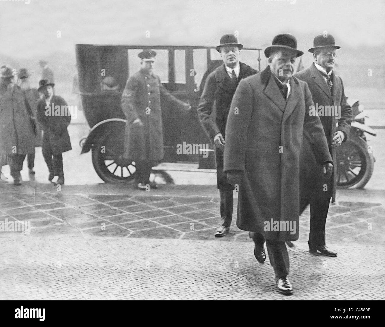 Ebert friedrich 1919 Black and White Stock Photos & Images - Alamy