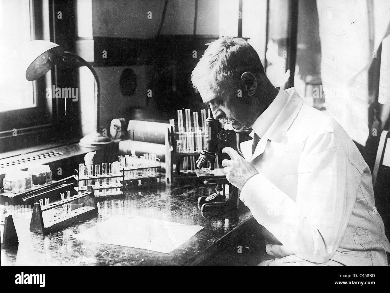 Karl landsteiner hi-res stock photography and images - Alamy