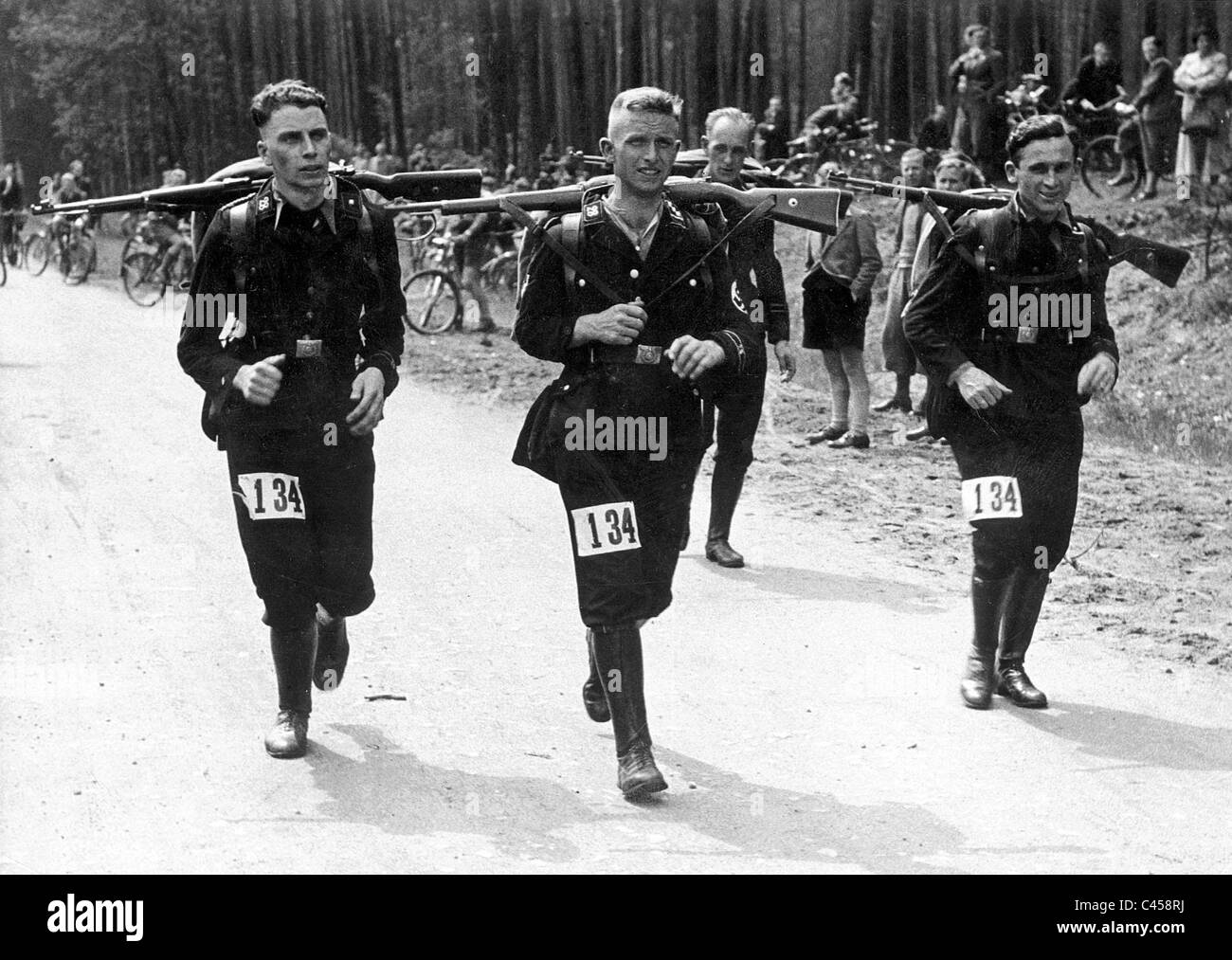 SS-men at a performance test, 1938 Stock Photo - Alamy