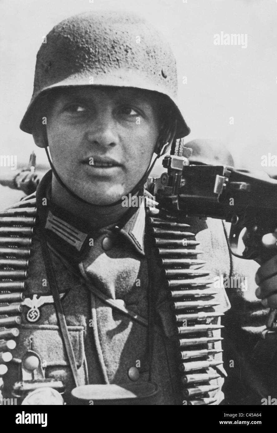 Soldier machine gun during Black and White Stock Photos & Images - Alamy