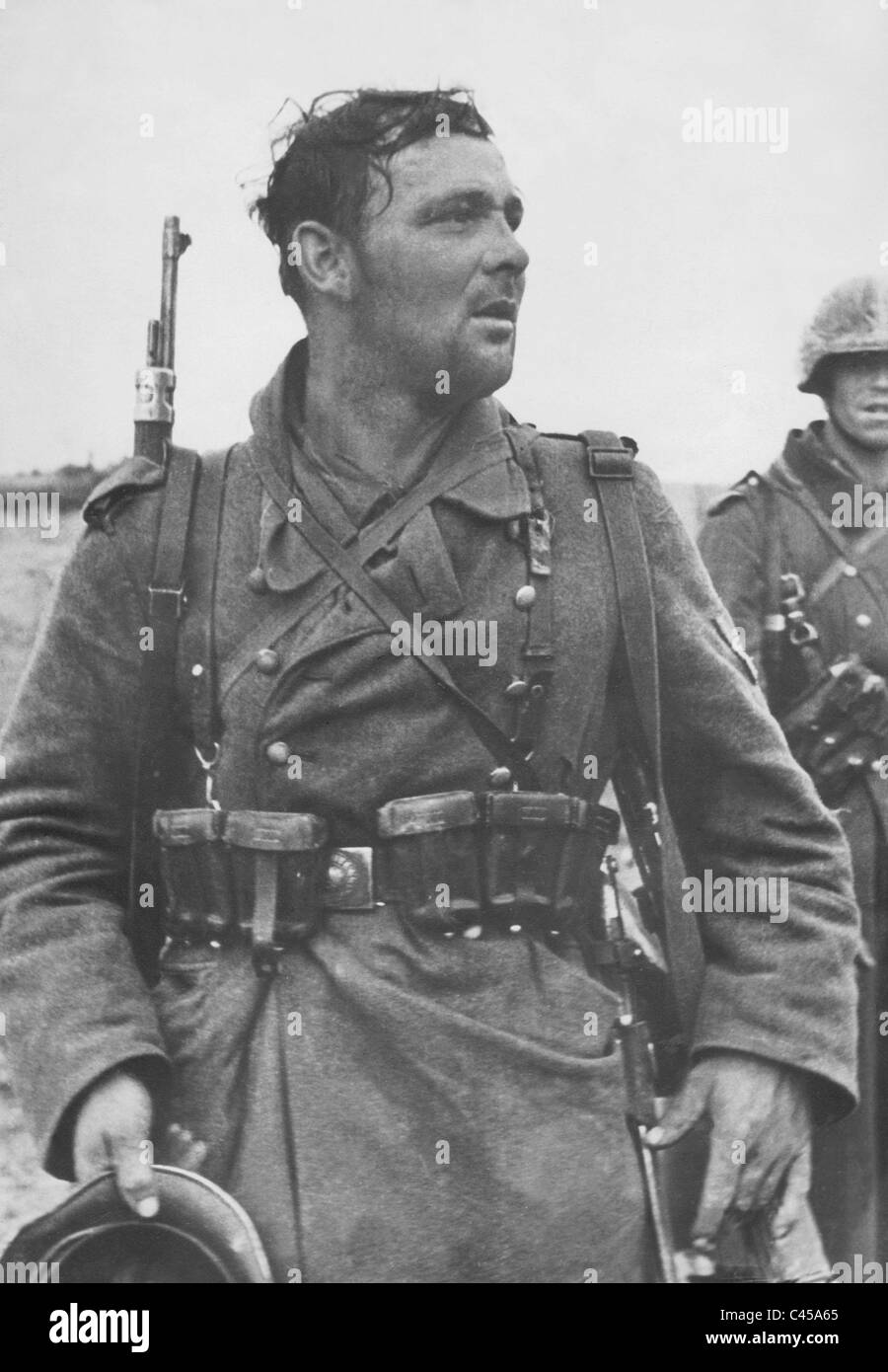 German soldiers during a fighting break on the Eastern Front, 1943 ...