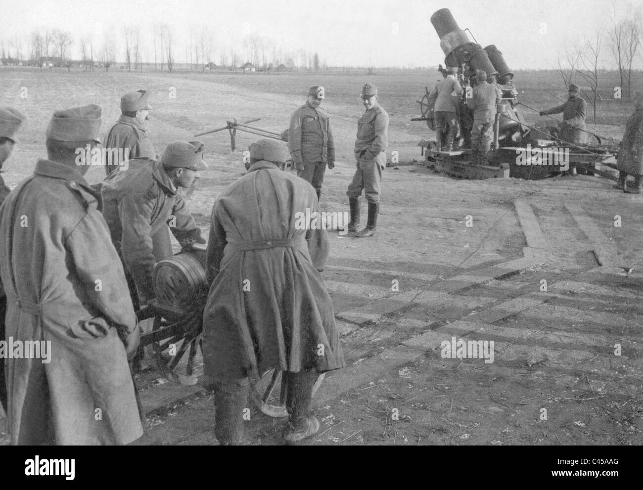 Austrian artillery hi-res stock photography and images - Alamy