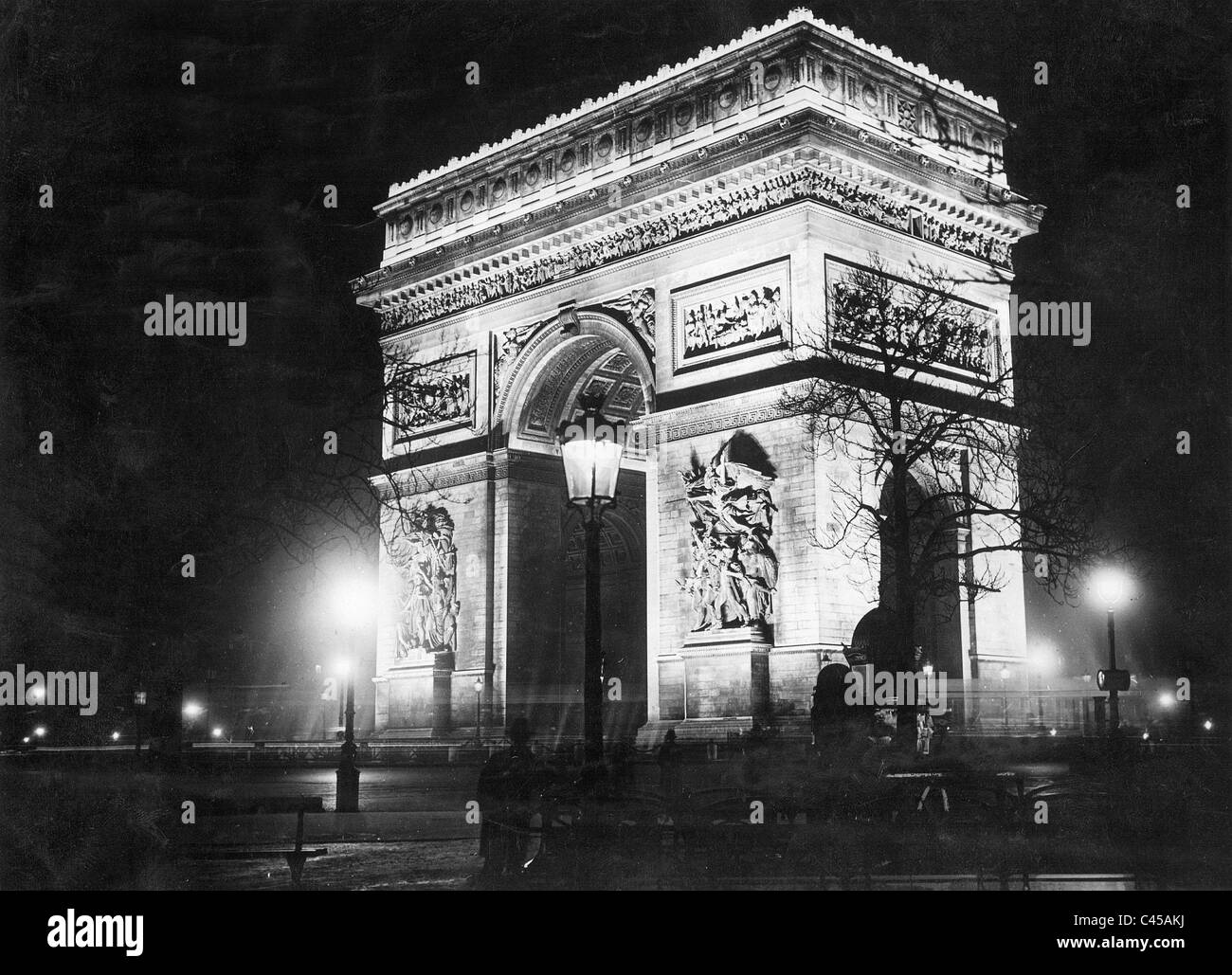 1931 paris hi-res stock photography and images - Alamy