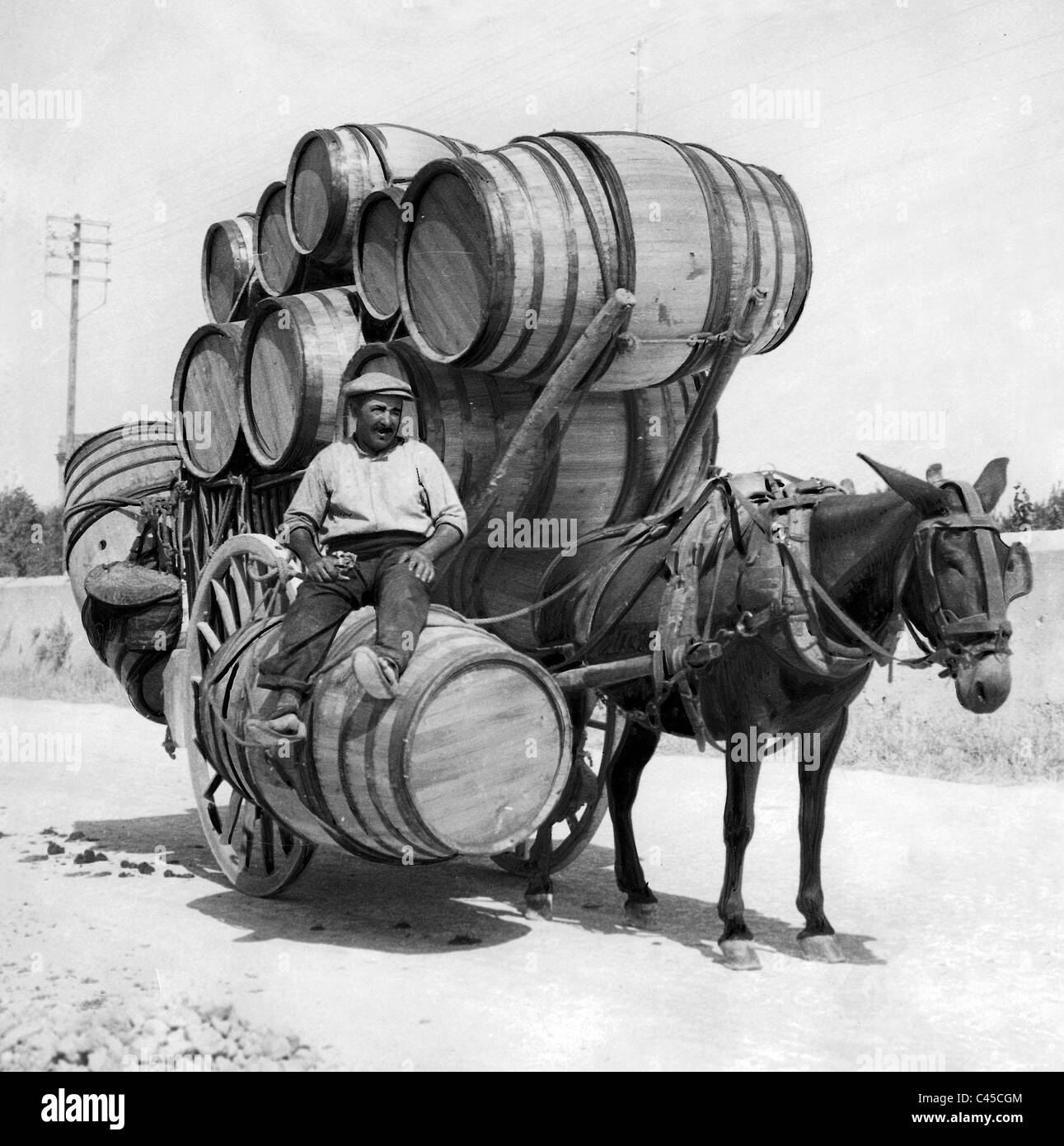 Wine shipment to Valencia Stock Photo - Alamy
