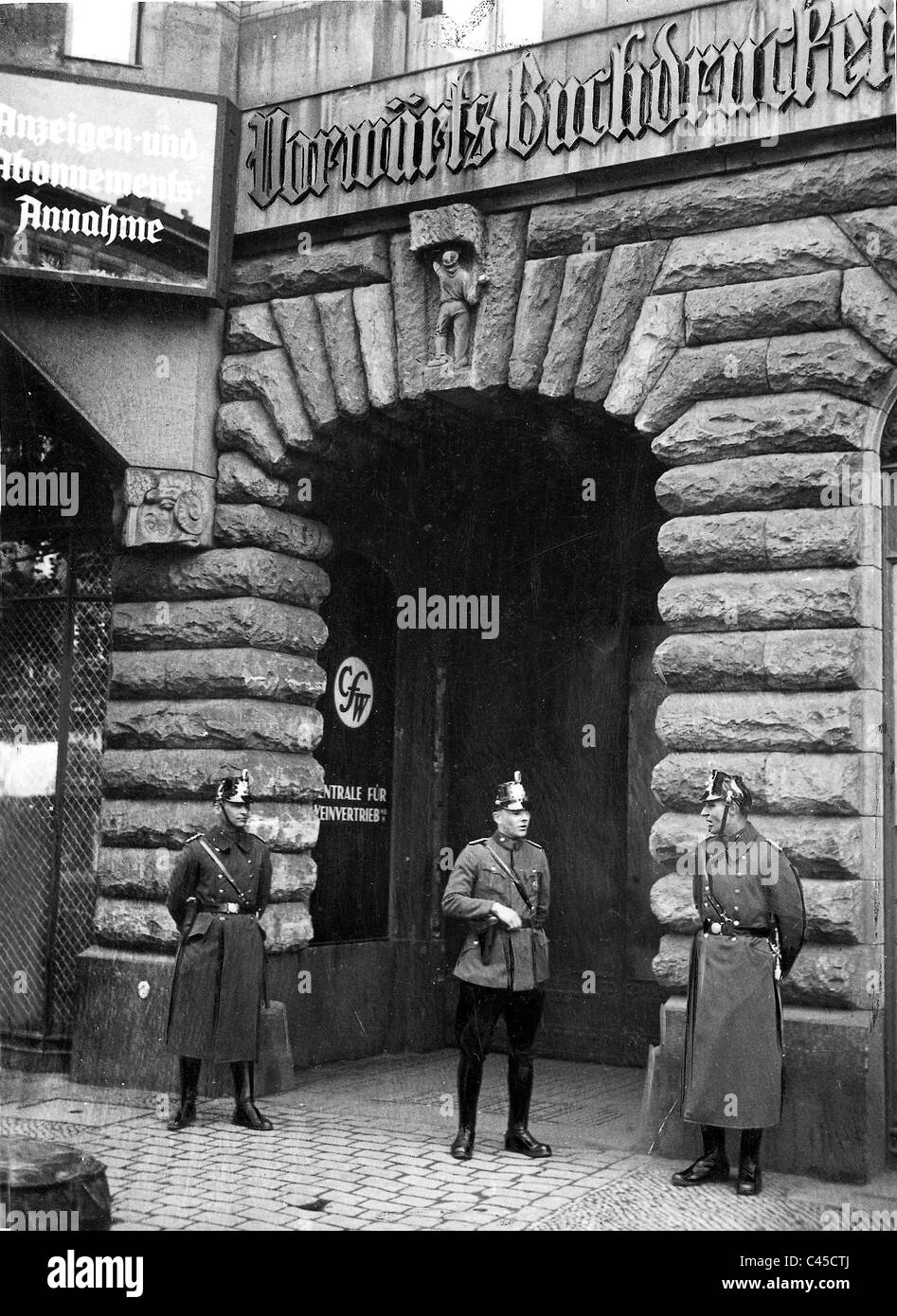 Police seizure Black and White Stock Photos & Images - Alamy