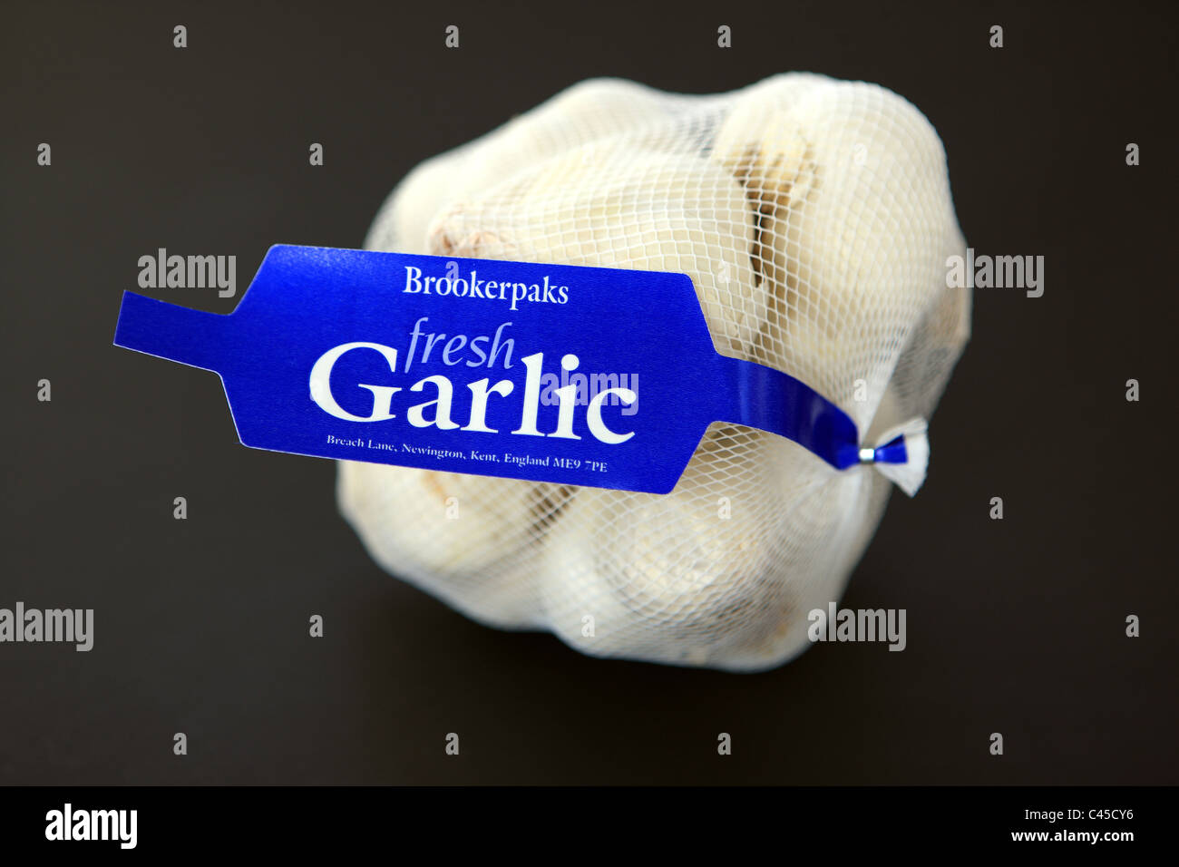 Garlic bulbs in net hi-res stock photography and images - Alamy