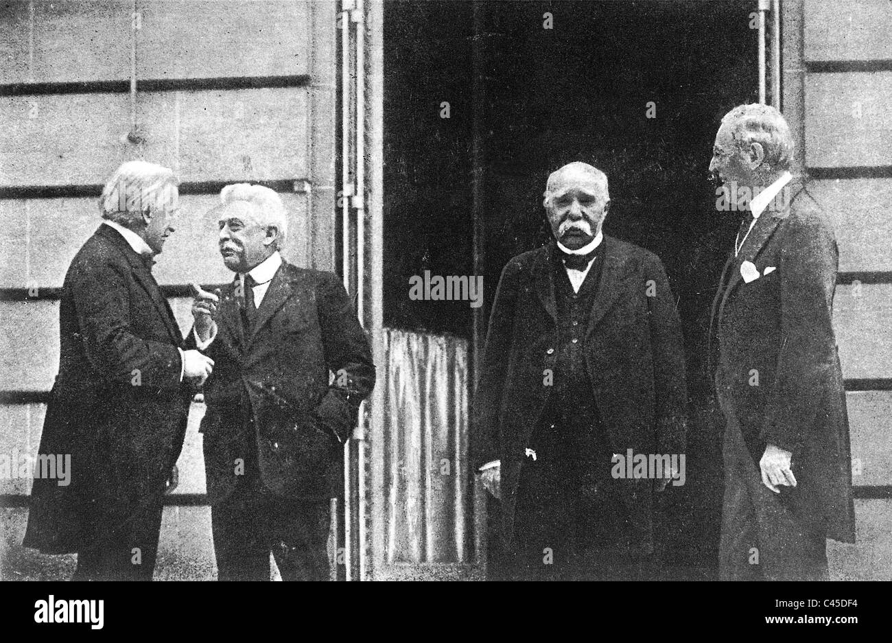 Lloyd george clemenceau orlando wilson hi-res stock photography and ...