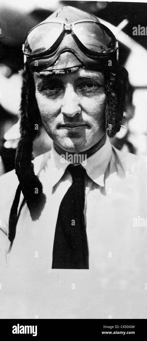 Richard e byrd hi-res stock photography and images - Alamy