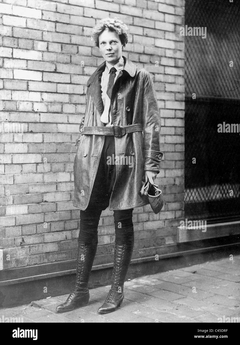 Amelia earhart hi-res stock photography and images - Alamy