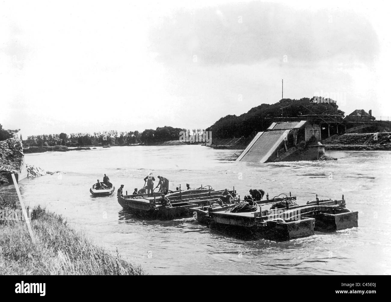 Location building Black and White Stock Photos & Images - Alamy