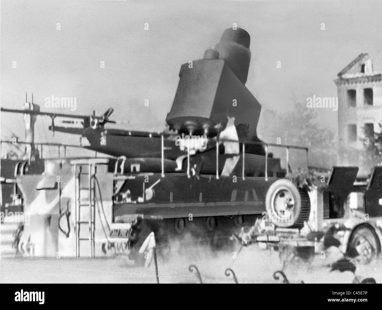 German 60cm Mortar 'Karl' Stock Photo - Alamy