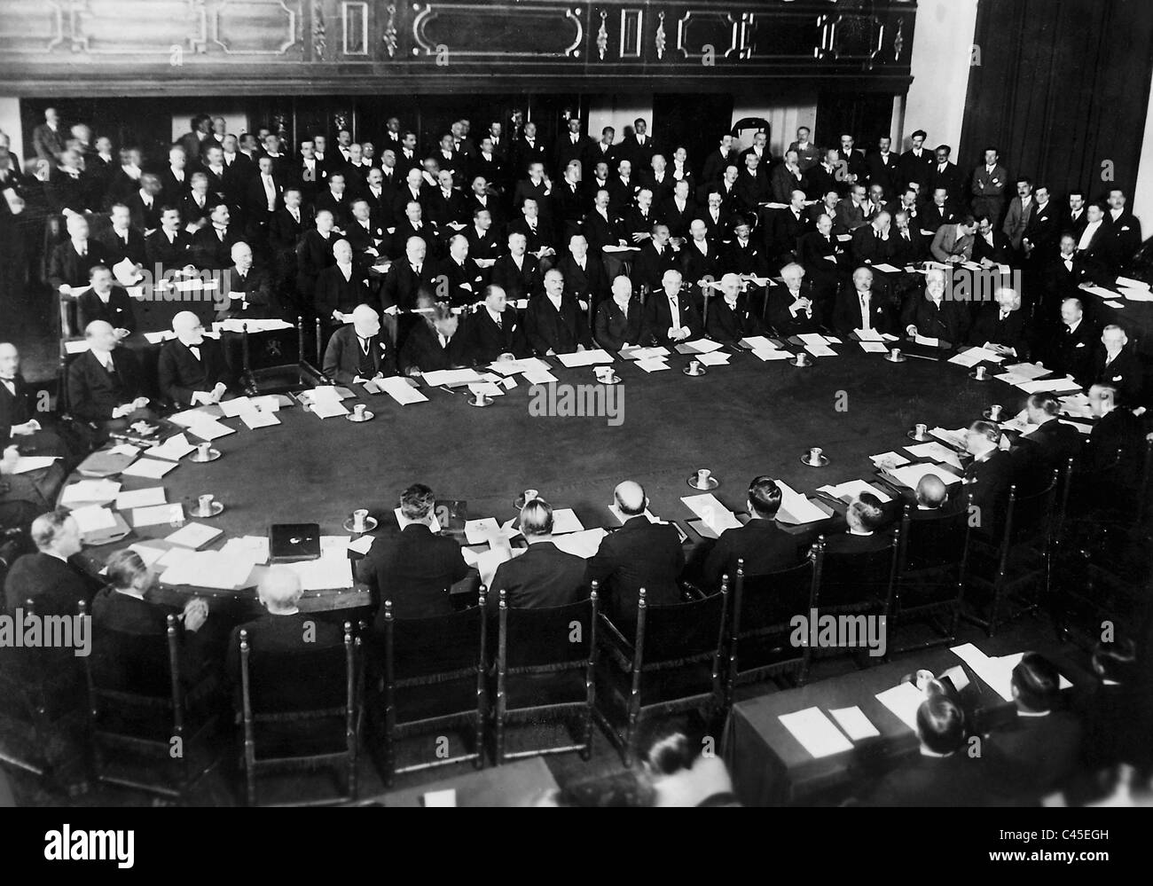 Politics diplomacy government personalities hi-res stock photography ...