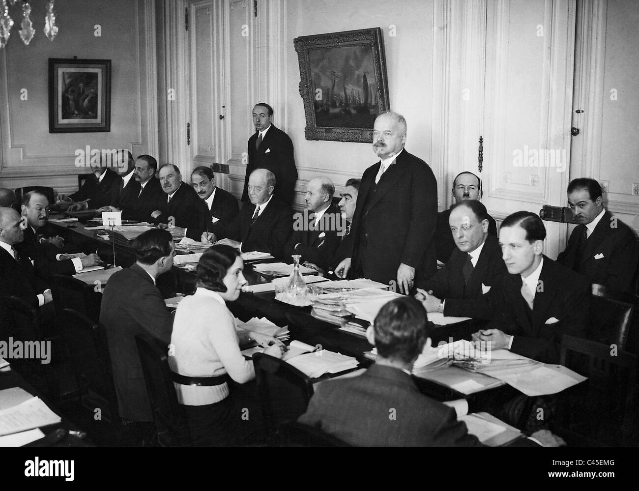 International chamber of commerce Black and White Stock Photos & Images ...