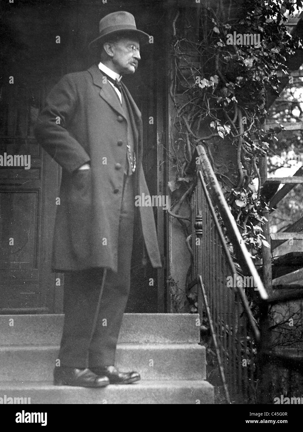 Max planck 1858 1947 german physicist Black and White Stock Photos ...