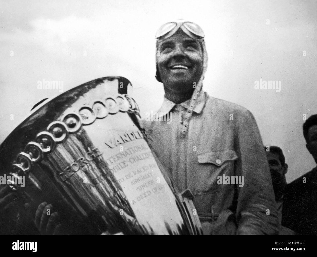 Bernd Rosemeyer won the Vanderbilt Prize in 1937 Stock Photo - Alamy