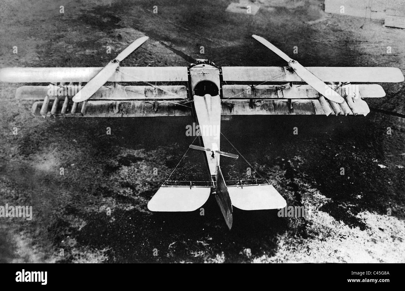 First helicopter Black and White Stock Photos & Images - Alamy