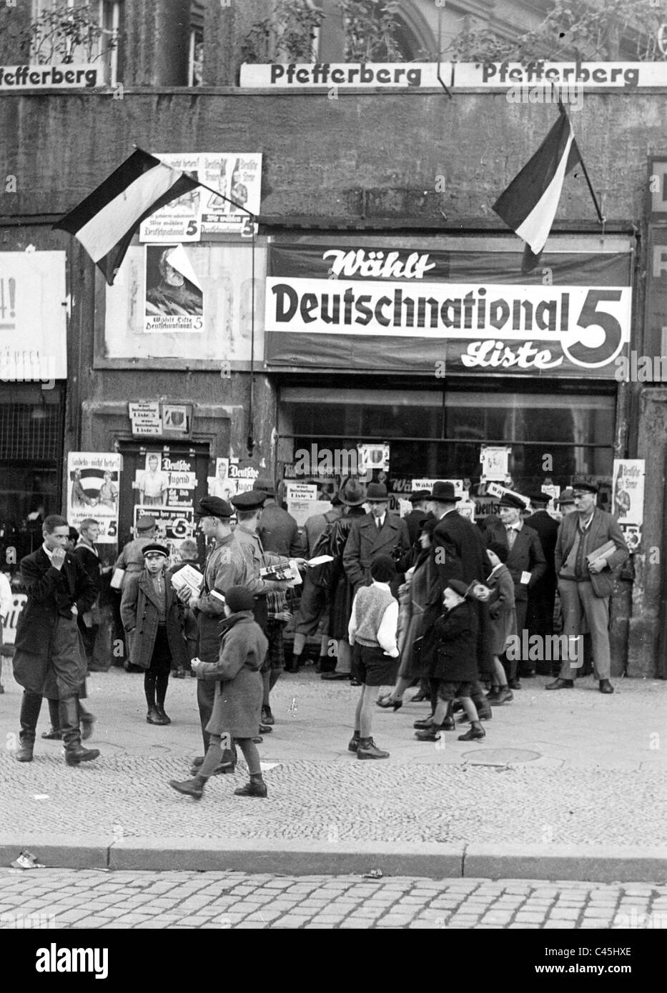 Party headquarters of the DNVP in Berlin, 1932 Stock Photo - Alamy