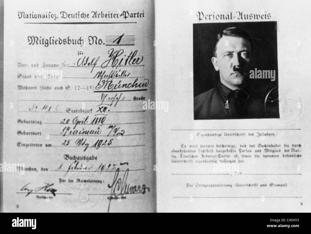 Nsdap 1932 Black and White Stock Photos & Images - Alamy