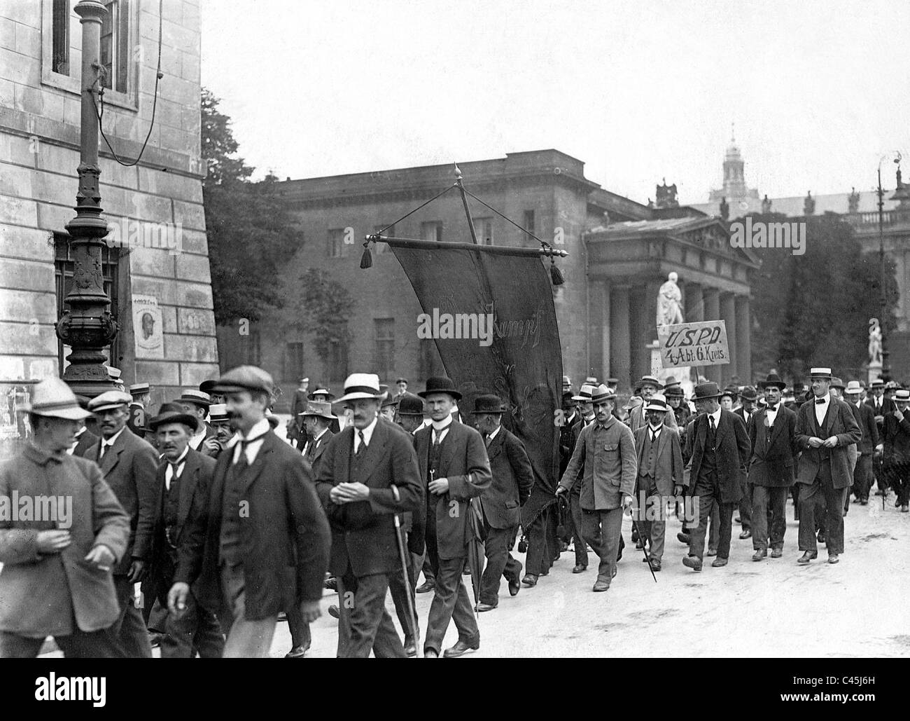 Demonstration of the USPD in Berlin, 1919 Stock Photo - Alamy