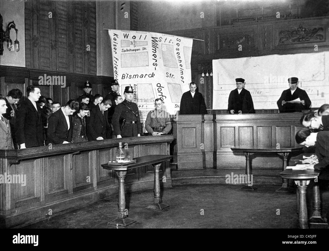 Other death Black and White Stock Photos & Images - Alamy