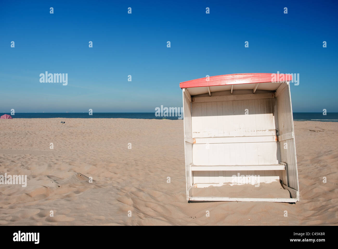 Vintage chairs at the empty Dutch beach Stock Photo - Alamy