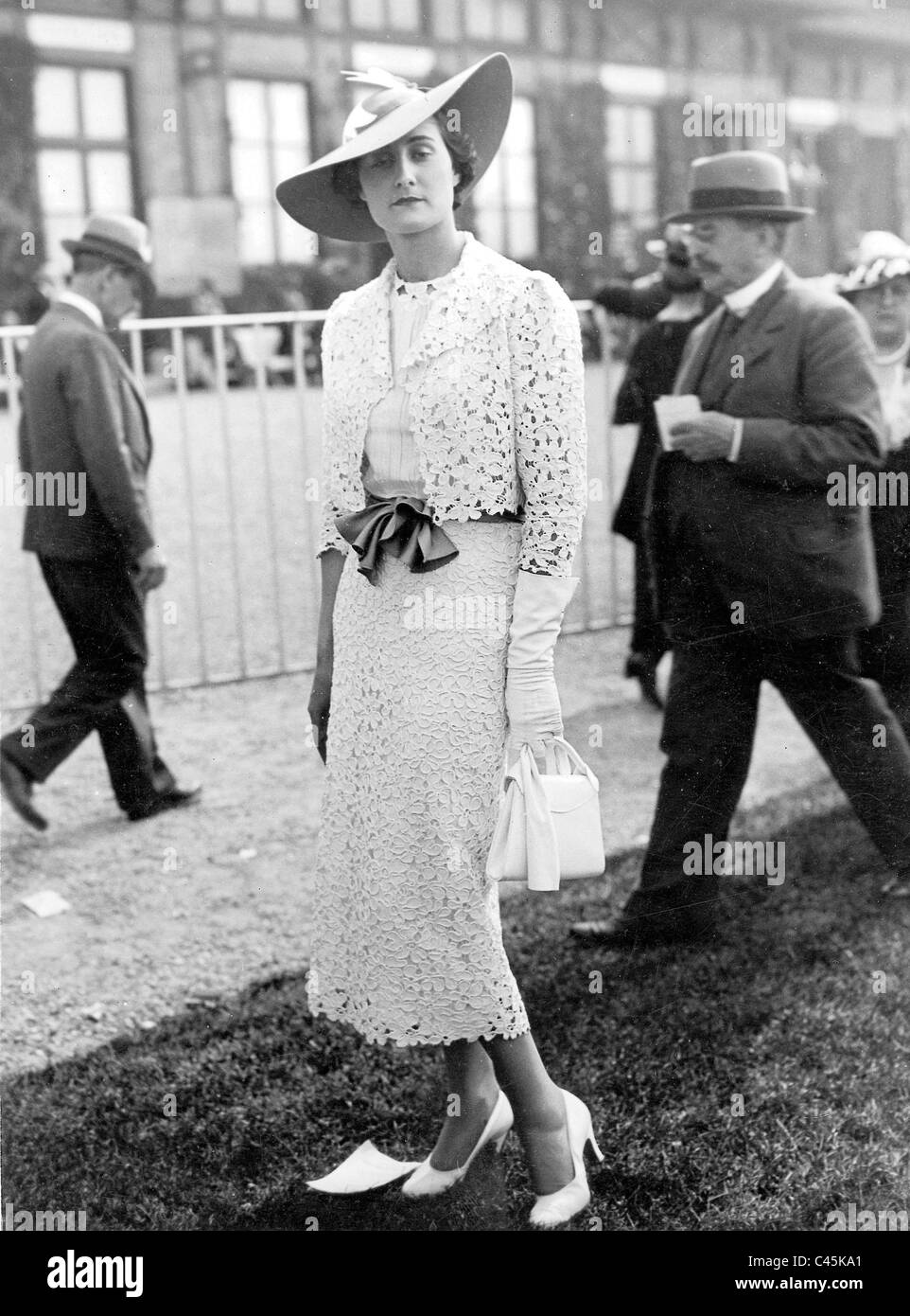 Women's fashion from 1937 Stock Photo - Alamy