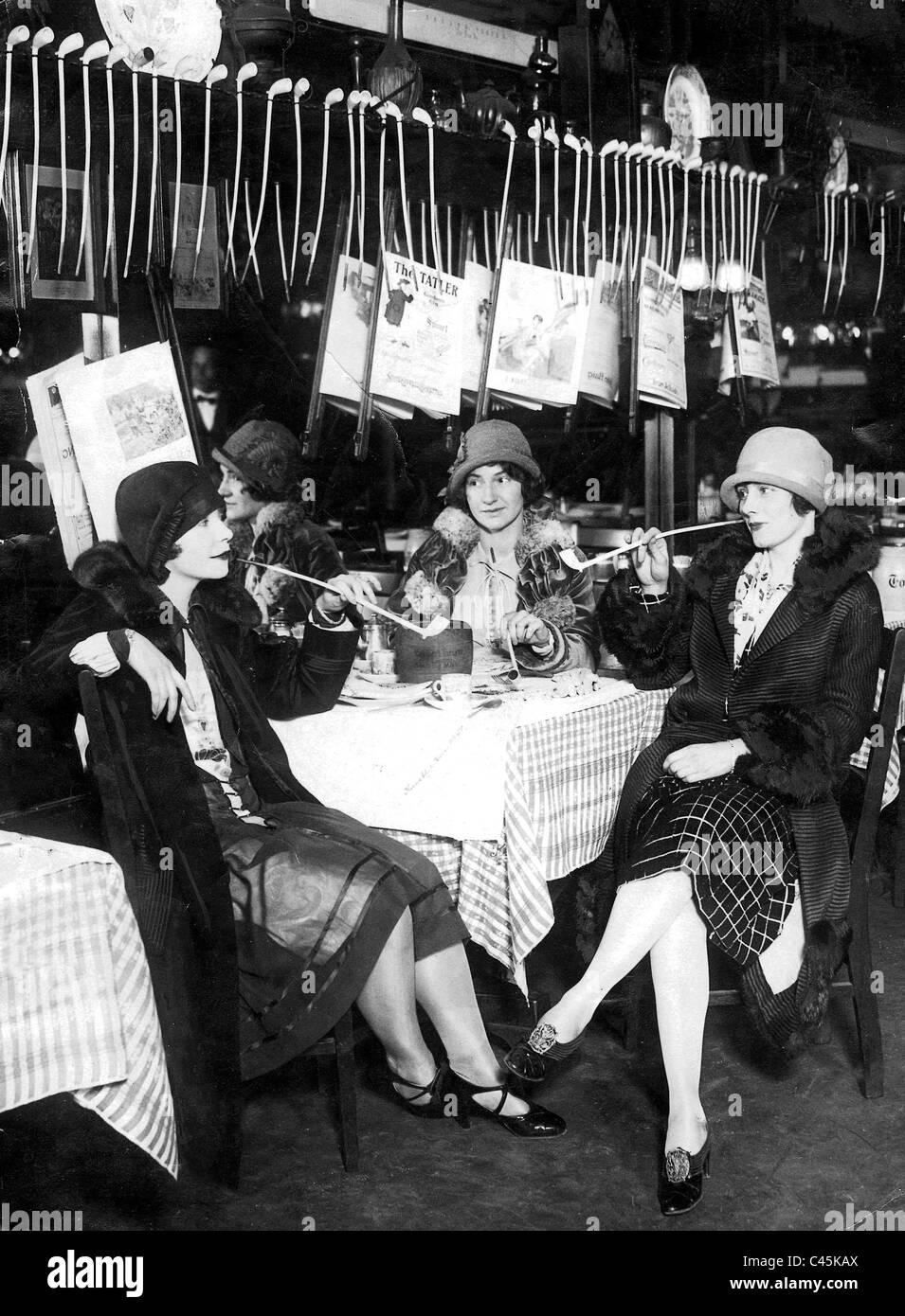 Women smoking, 1926 Stock Photo - Alamy