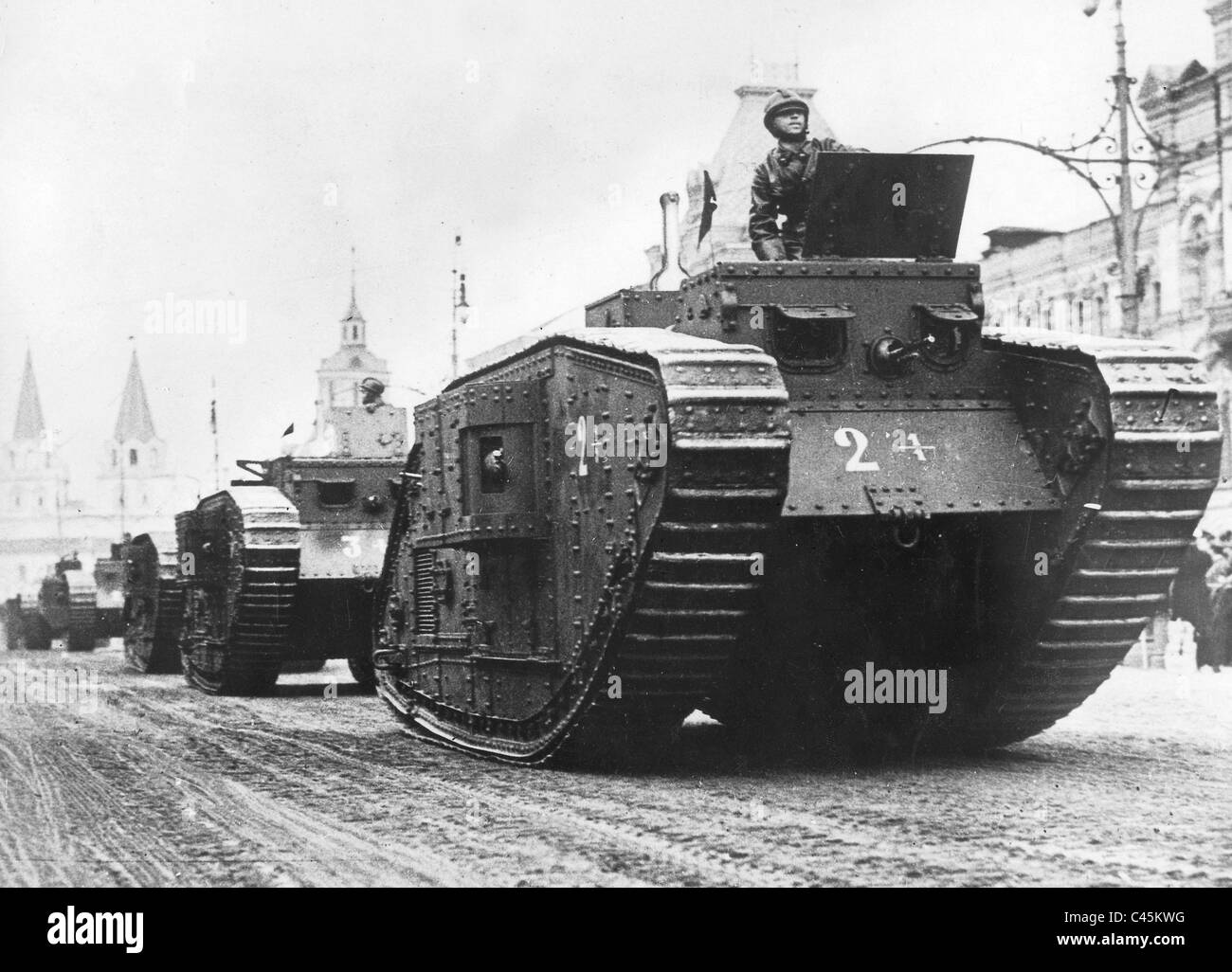 Parade with tanks hi-res stock photography and images - Alamy