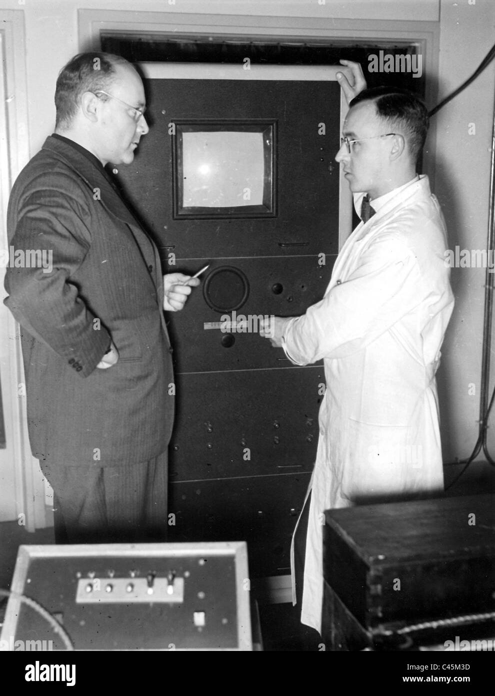 Arnolt Bronnen, 1938 Stock Photo - Alamy