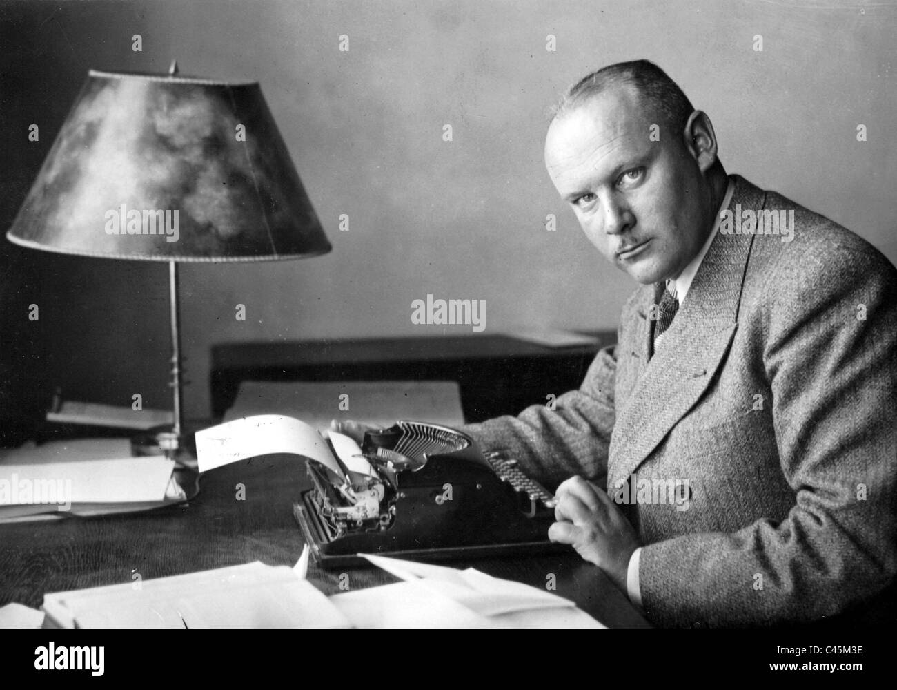 Arnolt Bronnen, 1934 Stock Photo - Alamy